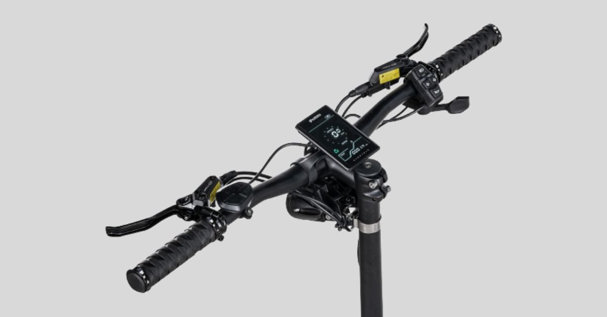 NAMI Burn-e MAX ELECTRIC SCOOTER REVIEW UK | escootersandbikes.com